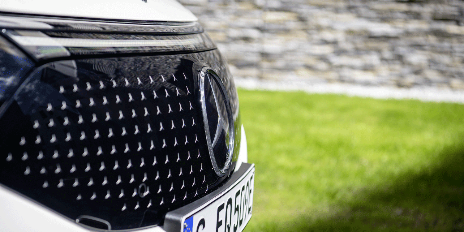 Revolutionizing Electric Mobility: Mercedes-Benz and Factorial Energy ...